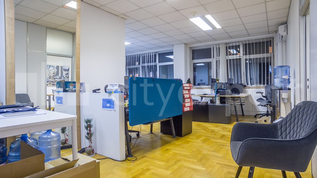 Poslovni prostor za izdavanje BEZ PROVIZIJE: Ostalo, 110m², Bulevar Mihajla Pupina, Novi Beograd - 1500€