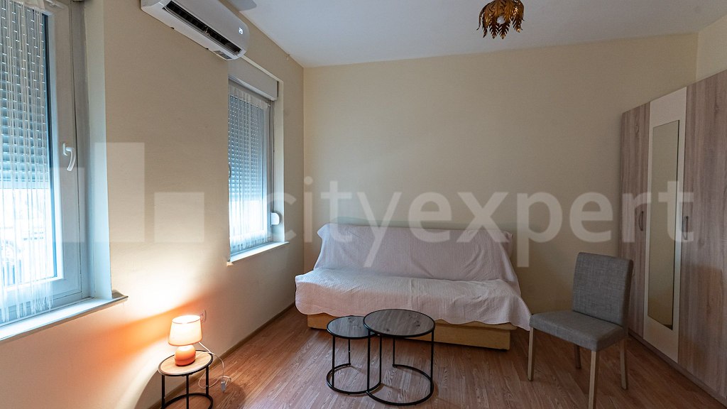 Kuća za izdavanje BEZ PROVIZIJE: Jednosoban, 35m², Dobračina, Stari grad - 550€