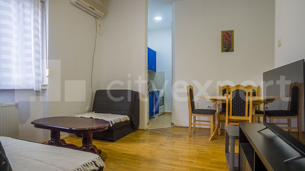 Stan Izdavanje Novi Sad Bez provizije - 35m², Ćirpanova, Novi Sad - 350€