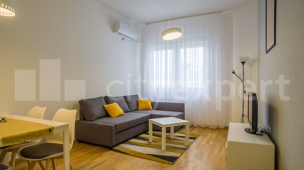 Stan Izdavanje Novi Sad Bez provizije - 30m², Filipa Višnjića, Novi Sad - 350€