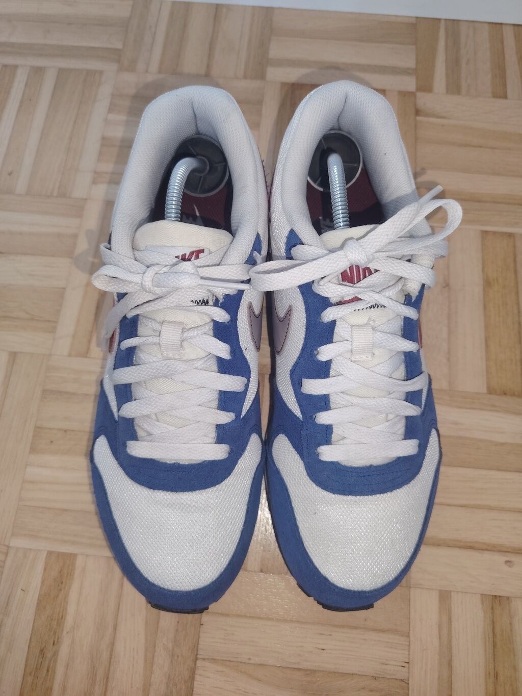Nike patike – retro trkački stil UG 26,5cm - Model: niskoprofilne