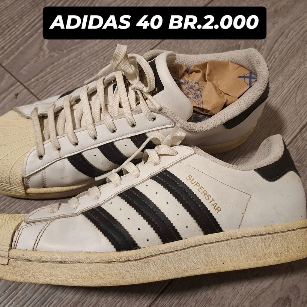 Sportska obuća – više modela i brojeva 1) Adidas Superstar - Boja