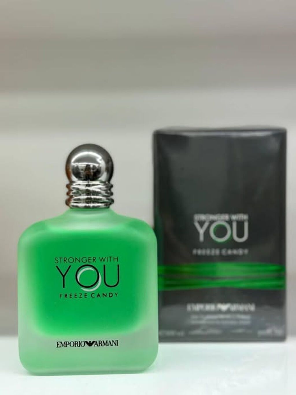 Parfem na slici je Emporio Armani Stronger With You Freeze Candy. Ovo