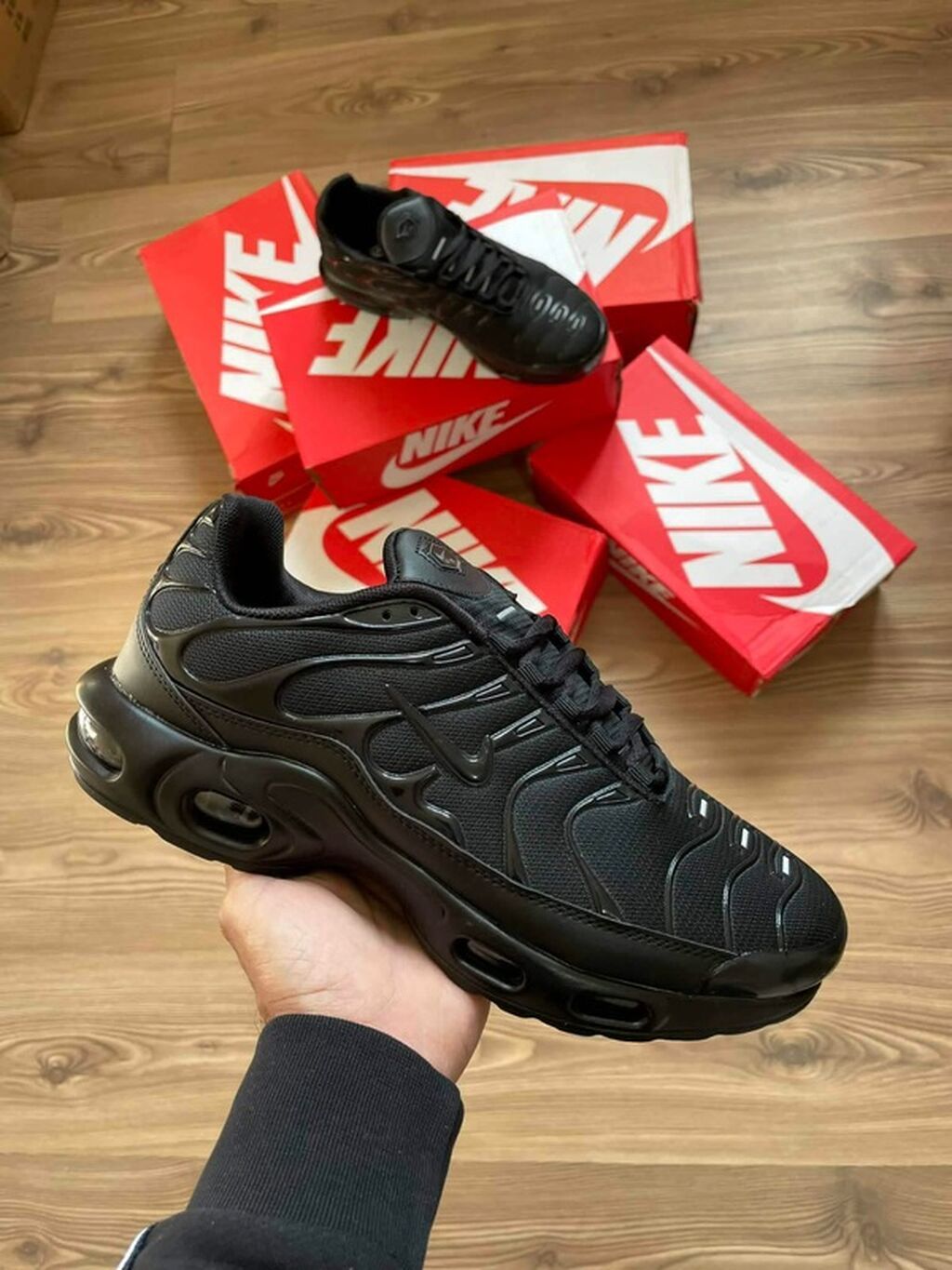 Tn Nike 41-46 3999 din   A