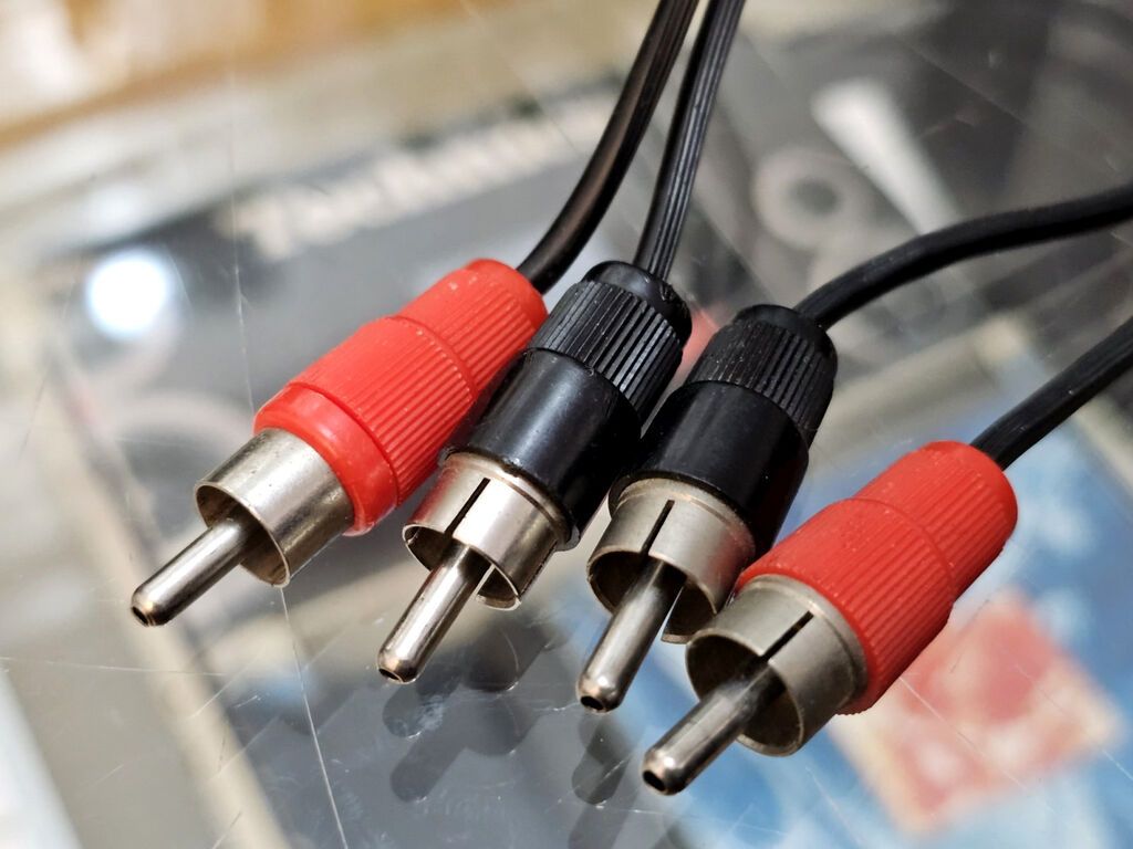 Interconnect RCA Činč Kabl 5 metara RCA audio kabl – 2x RCA na 2x RCA