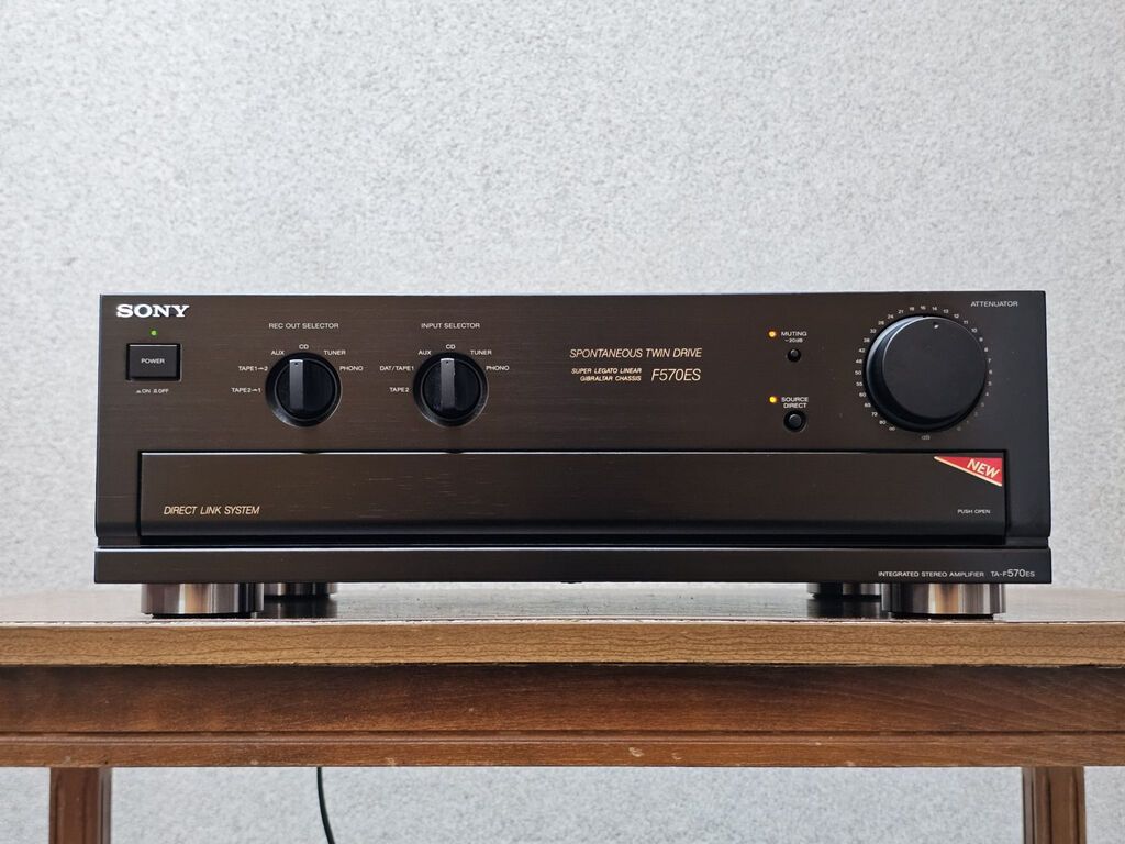 Sony TA-F570ES integrisano stereo pojačalo - ES serija, model