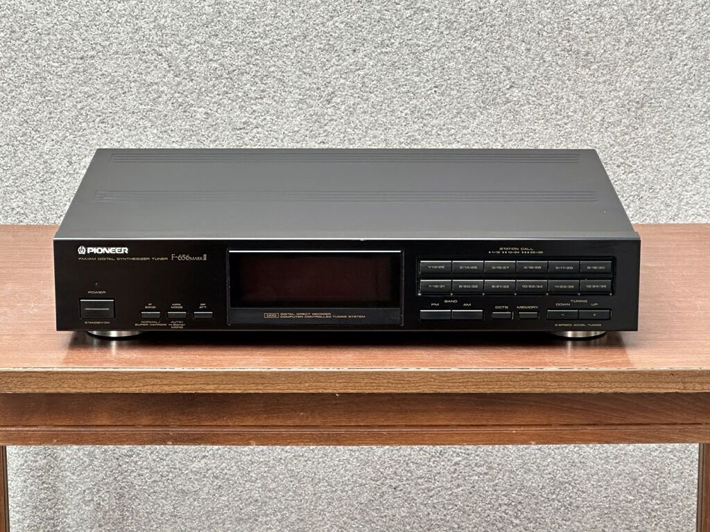 Pioneer F-656 Mark II – FM/AM digitalni sintesajzer tjuner - Tjuner