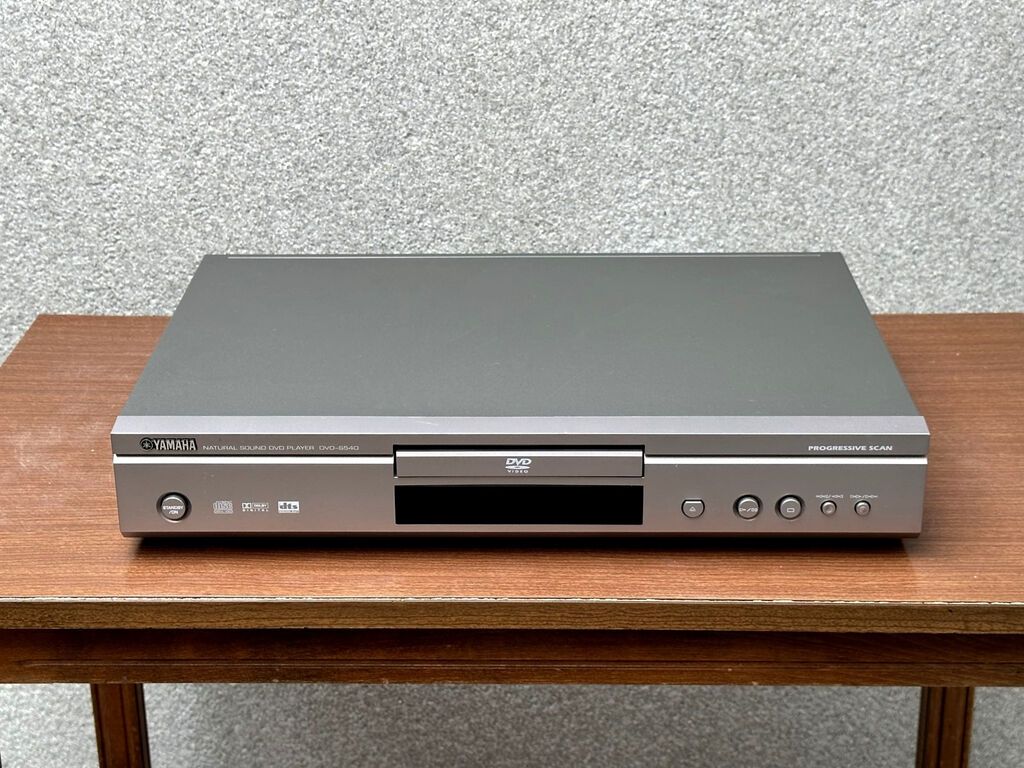 Yamaha DVD-S540 – Natural Sound DVD plejer sa progresivnim