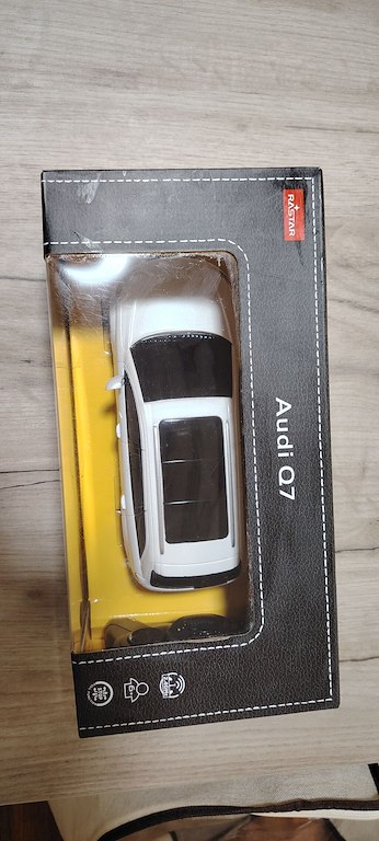 Rastar Audi Q7 – RC model automobila (razmera 1:24) - Brend: Rastar -