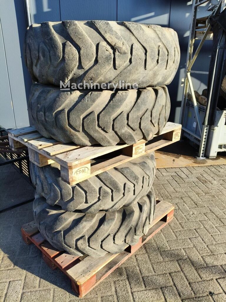 Liebherr 365/80 R 20 guma za bagere