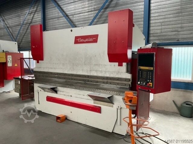 Abkant presa
Beyeler PR6 100x3100