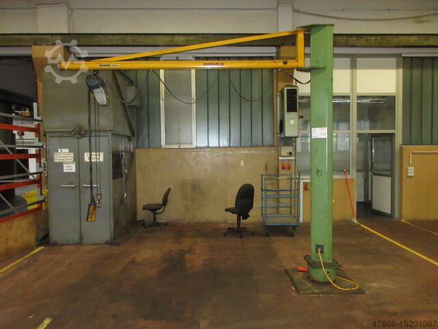 Saeulenschwenkkran Slewing crane Chain hoist
Demag KBK Kran Drehkran Hallenkran 2,7m Demag KBK1 250Kg + PK Kettenzug