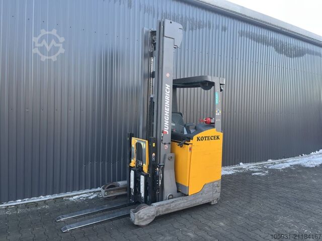Reach truck
Jungheinrich ETV216