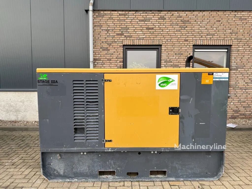 Perkins 1104D-E44TA Stamford 100 kVA Silent Noodstroom generatorset as N diesel generator
