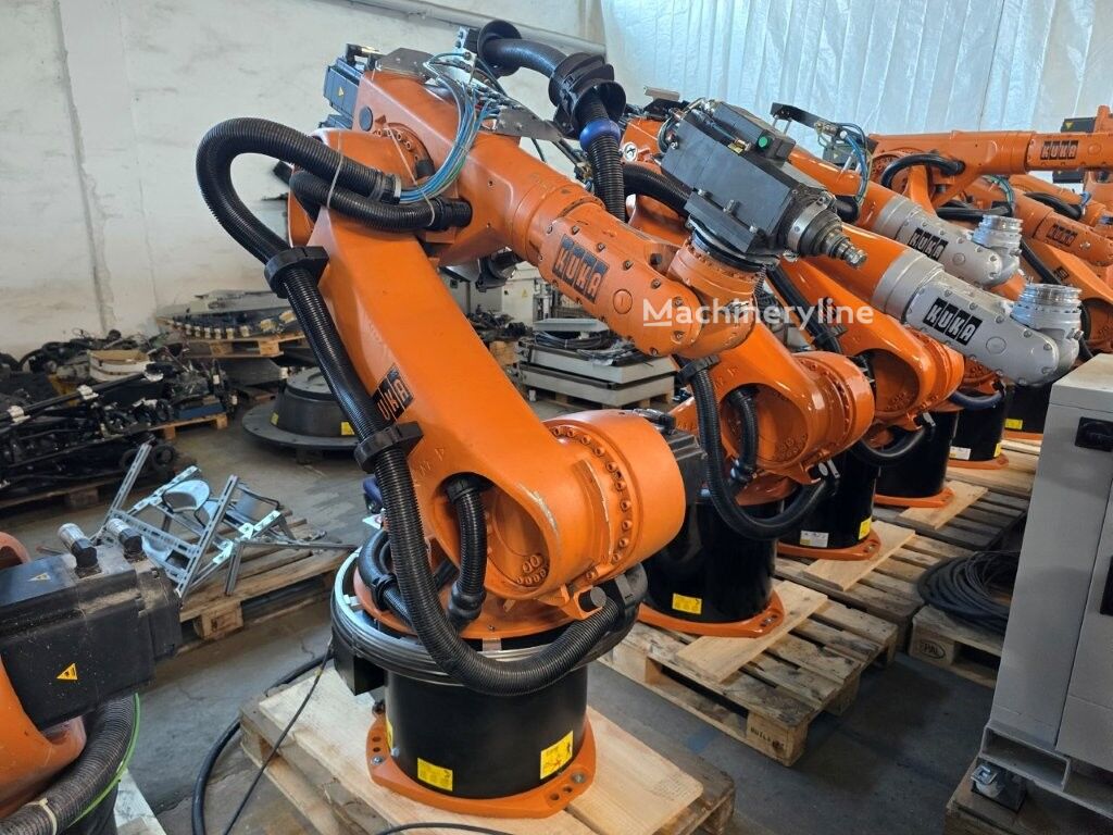 KUKA KR60HA (Video) industrijski robot