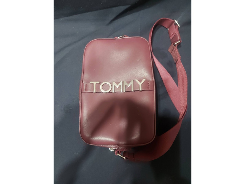 Tommy Hilfiger zenska torbica