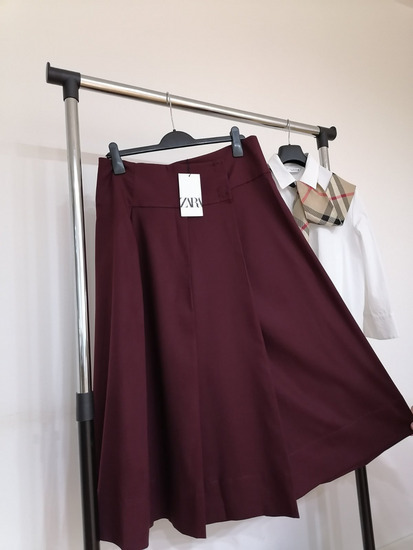 Zara Suknja na Preklop i Falte BURGANDY boje NOVA