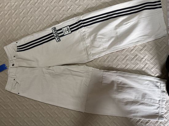 Adidas pantalone 26/27
