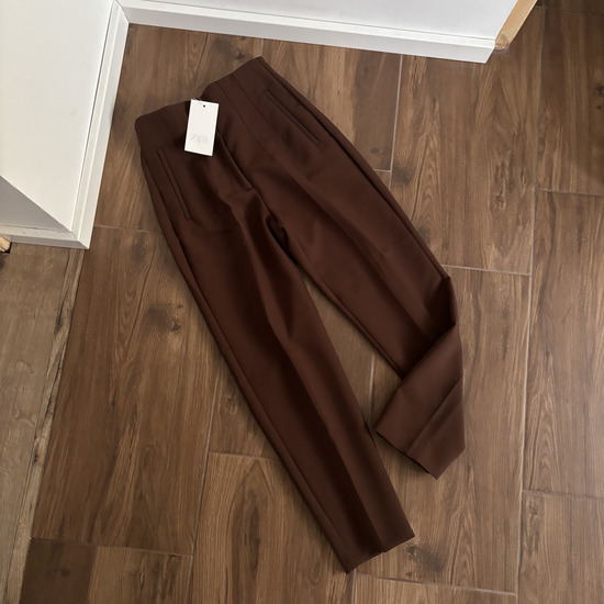 Zara lepa braon pantalone Dubok struk Nov