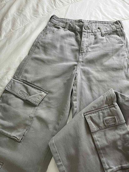 H&M zenske kargo pantalone