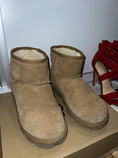 UGG classic short