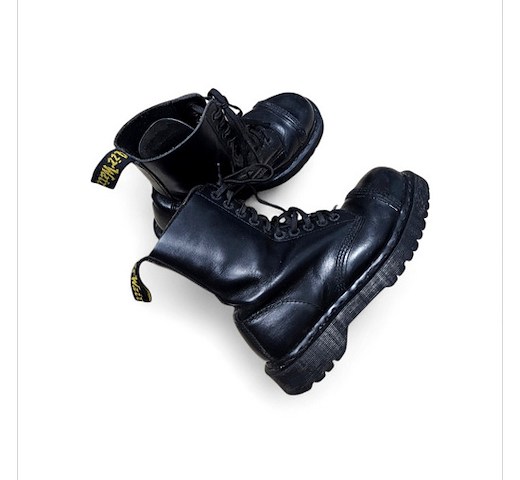 Dr.MARTENS CIZME tzv.MARTINKE