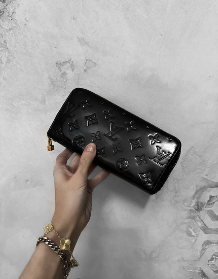 Louis Vuitton Monogram Black Novčanik