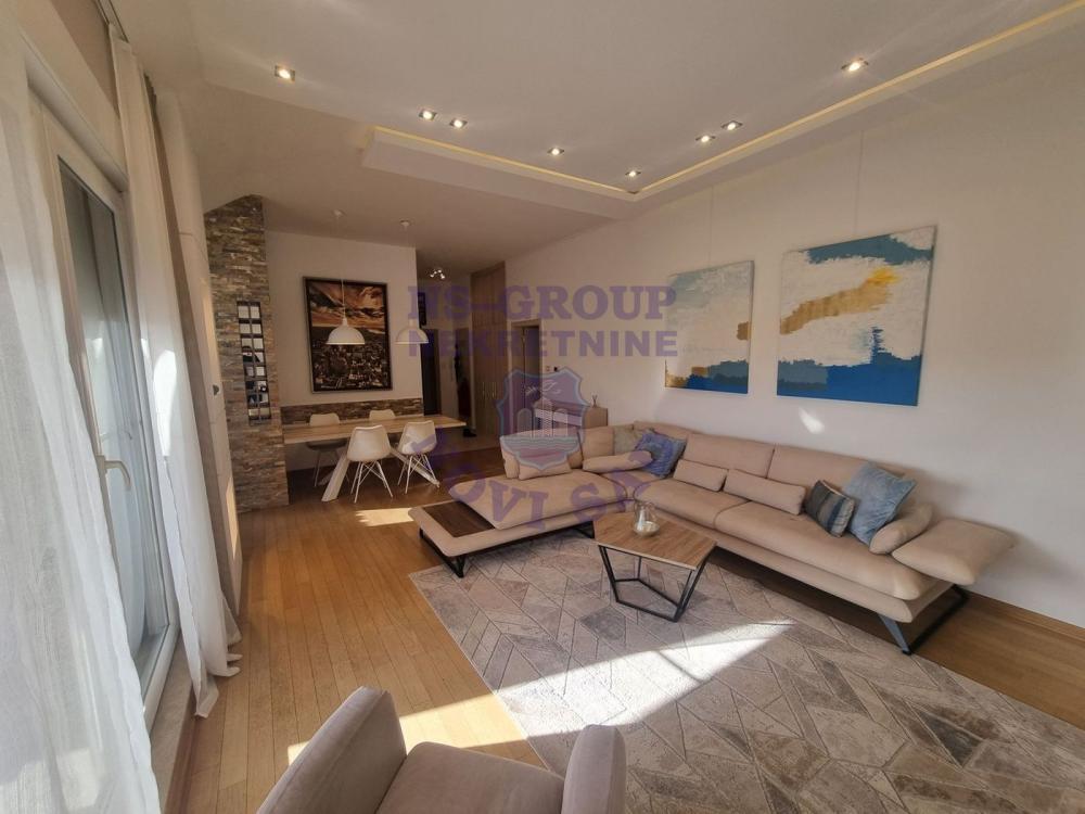 Petosoban stan na prodaju, 132m2, 396.550€