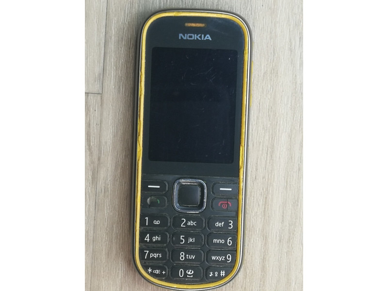 Nokia 3720c-2