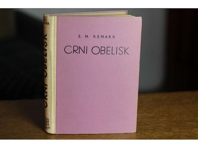 E M Remark - Crni obelisk