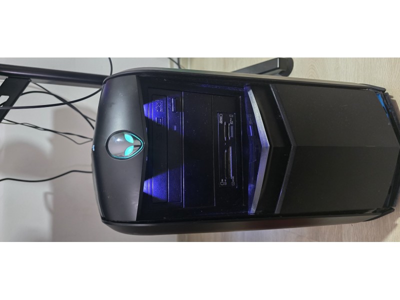 Alienware Aurora R4 i7 16GB RAM GTX 980 Vodeno UNIKAT!