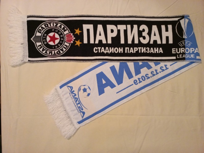 Sal partizan navijački šal