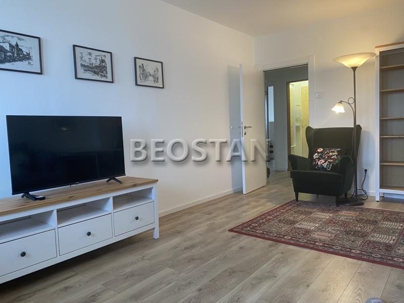 Novi Beograd - Blok 21 #66197
1.000 €