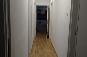 Iznajmljujem Stan-Apartman, Adice