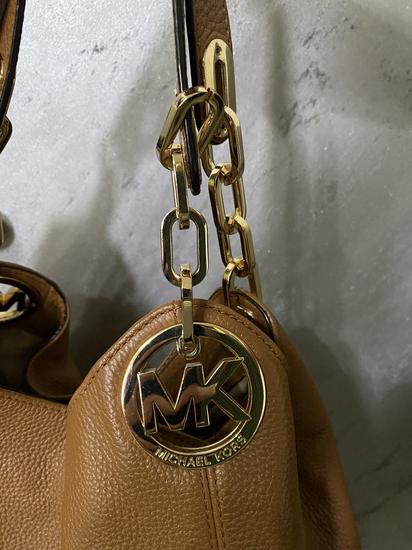 MICHAEL KORS ORIGINAL NOVA TORBA PLACENA 250€