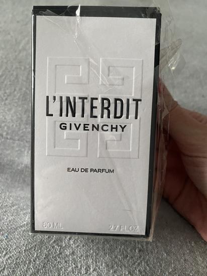 Givenchy L'interdit