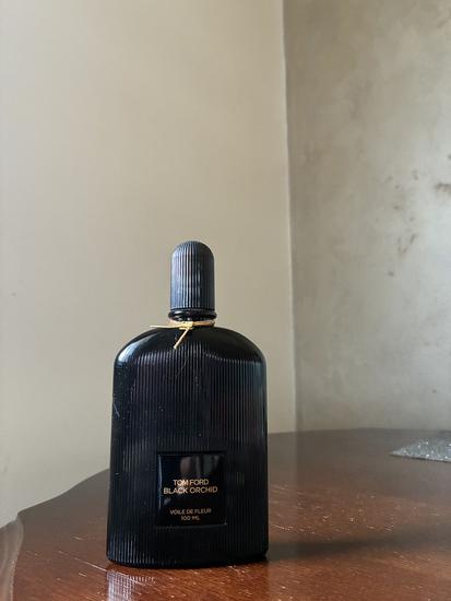 Black Orchid Voile de Fleur Tom Ford
