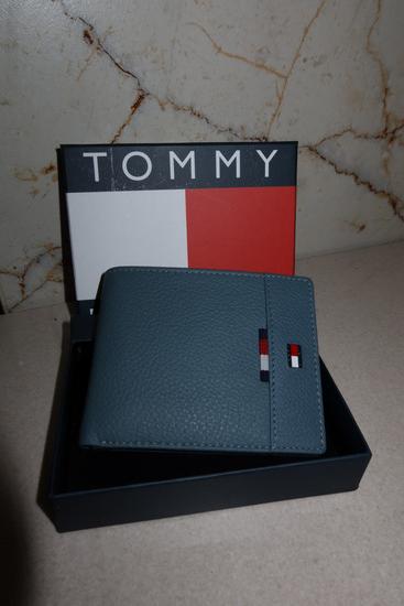 Tommy Hilfiger Kozni original novcanik VISE BOJA