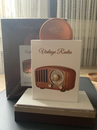 Lattafa Vintage radio, klon Initio Paragon