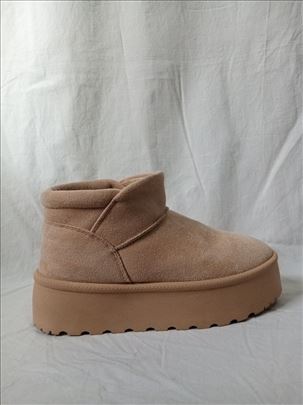 UGG cizmice sand boje sa platformom