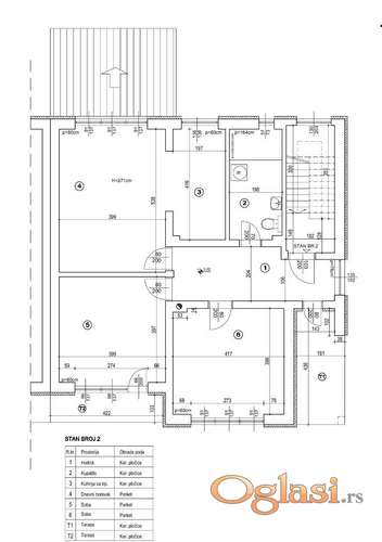 Kvalitetan trosoban stan sa garažom i dvorištem
