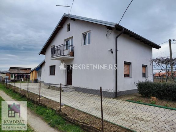 Kuća 143 m², 15 ari, Obrenovac, Zvečka – 200.000 €