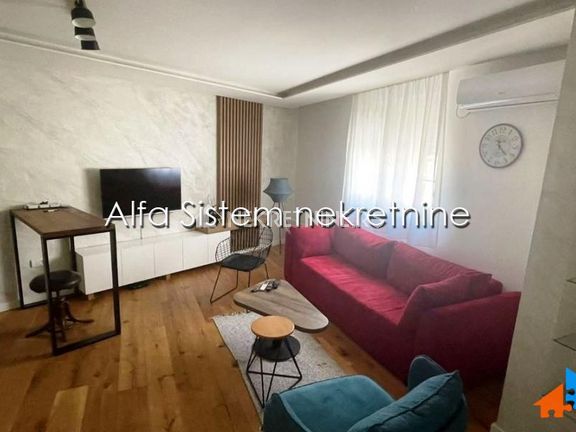 Stari grad, Obilićev venac, 1.5 stan, 35m2, 650 EUR, ID 50249