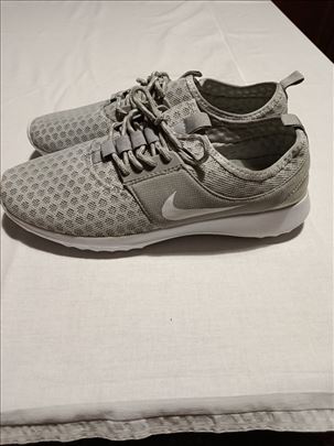 Nove 46 Nike
