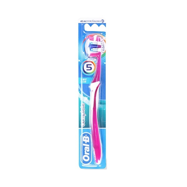 Četkica za zube Complete 5 Way 40 Medium Oral-B 500342