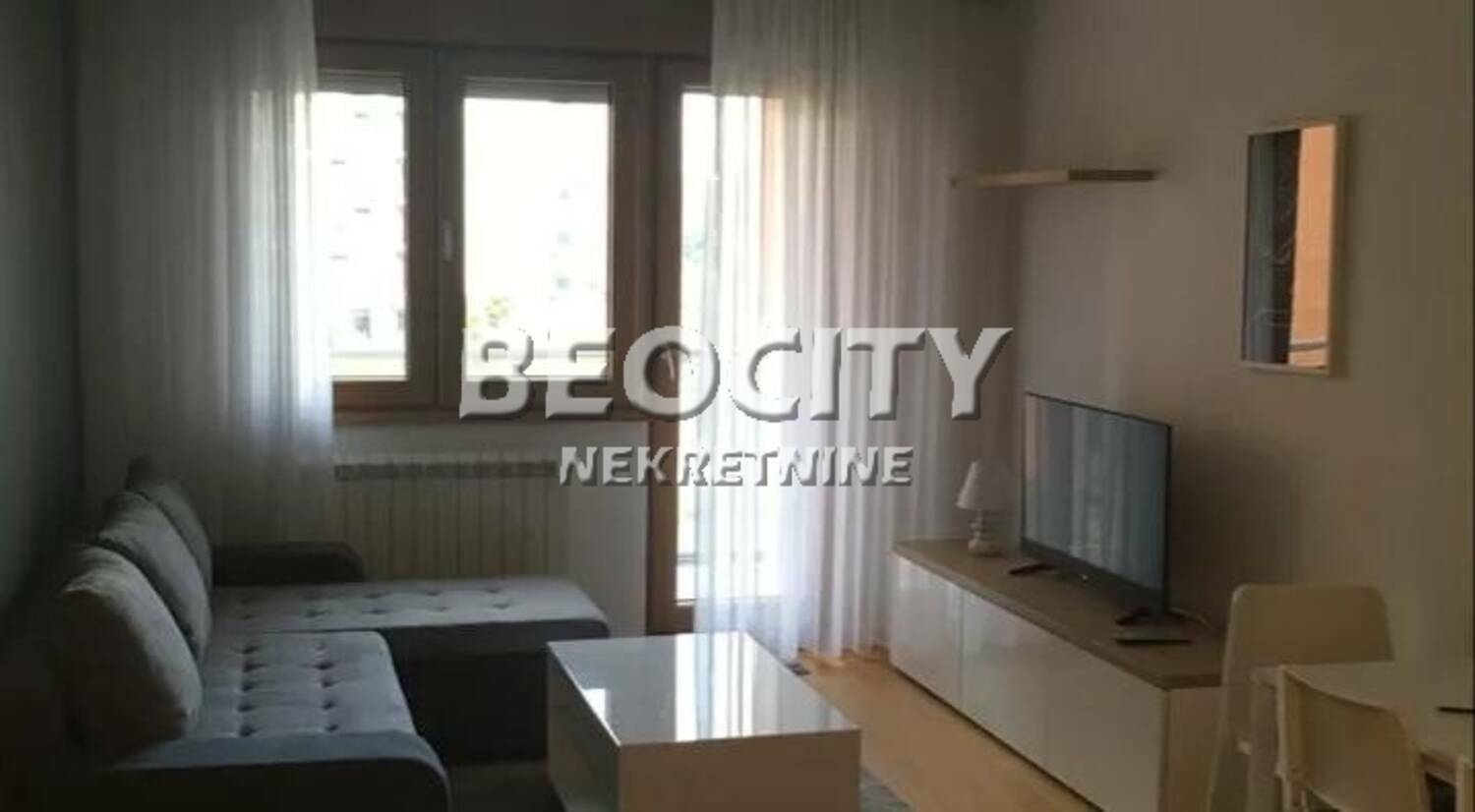 Novi Beograd, Blok 67a, (A blok) -Uroša Martinovića, 2.0, 50m2, 850EUR
