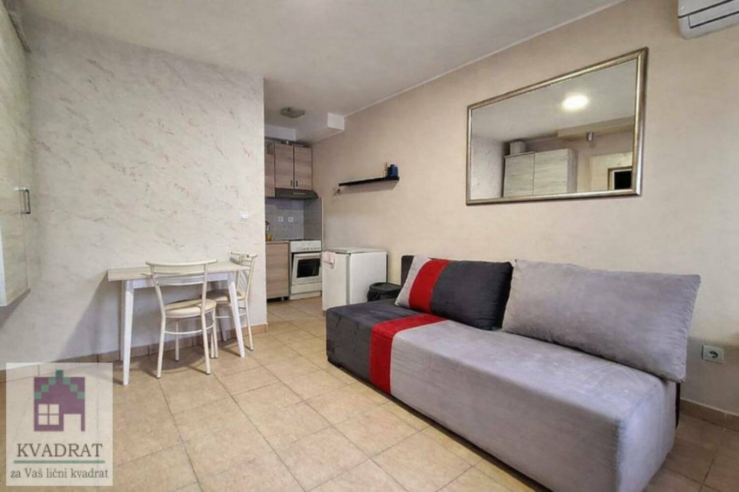 IZDAVANJE! Garsonjera 17m2, PR, Novi Sad, Telep - 200€