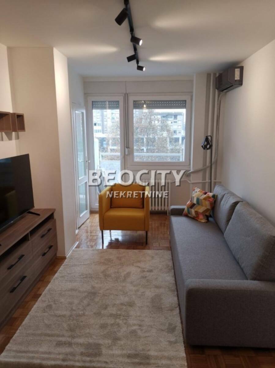 Novi Sad, Bulevar Oslobođenja, , 2.0, 50m2, 500EUR