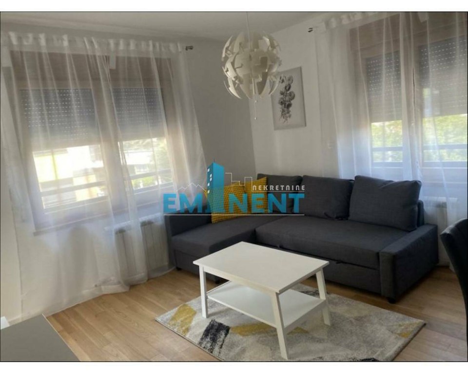 Zemun, Zelena Avenija, Trogirska, 2.0, 38m2, 600 EUR