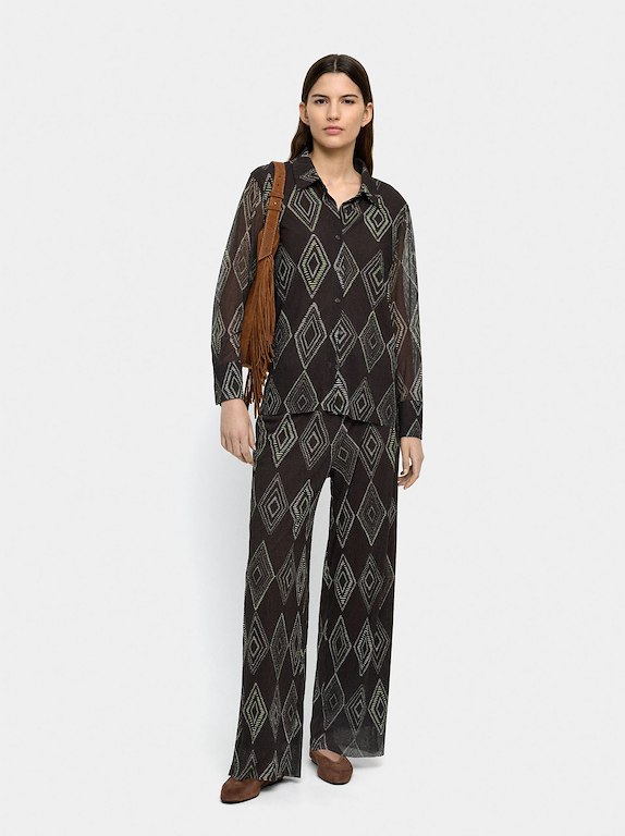 TROUSERS WITH PRINTED DIAMOND PATTERN
